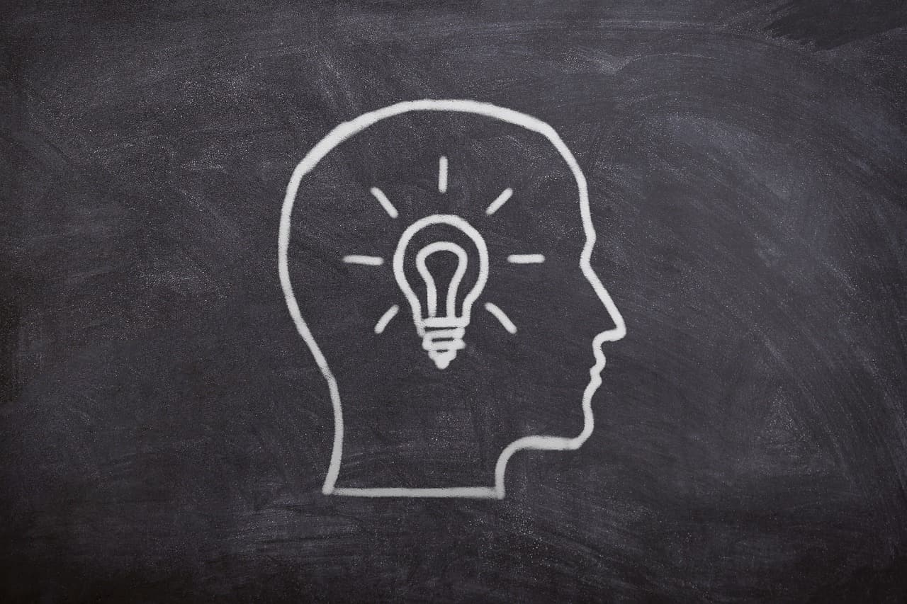 Czym jest grawitacja w fizyce? Historia i zasady | BUKI School